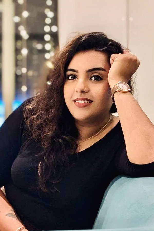 Divya Arundati : అరుంధతి చైల్డ్‌ ఆర్టిస్ట్‌ ఎంగేజ్‌మెంట్‌ (ఫోటోలు) | Arundhati Movie Child ...